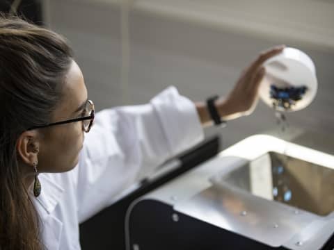 Protocol loslaatbaarheid van labels en lijmen op PP en PE verpakkingen ...